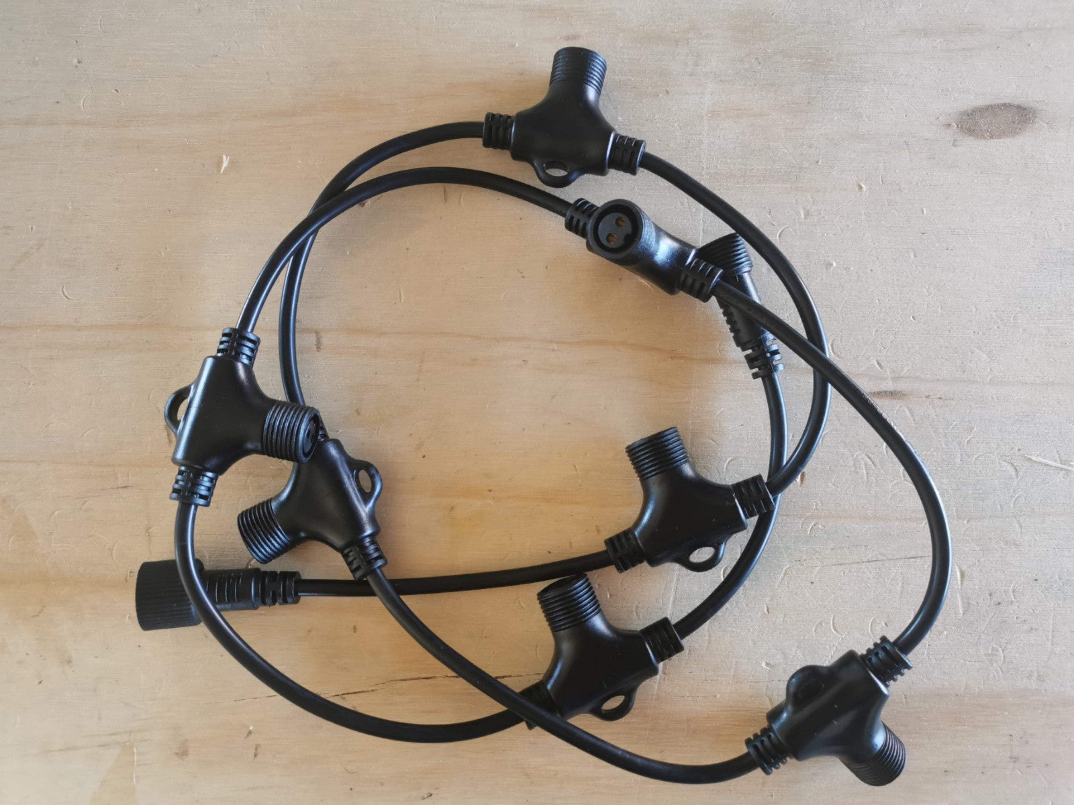 7 Ports Connector | String Lights | Black